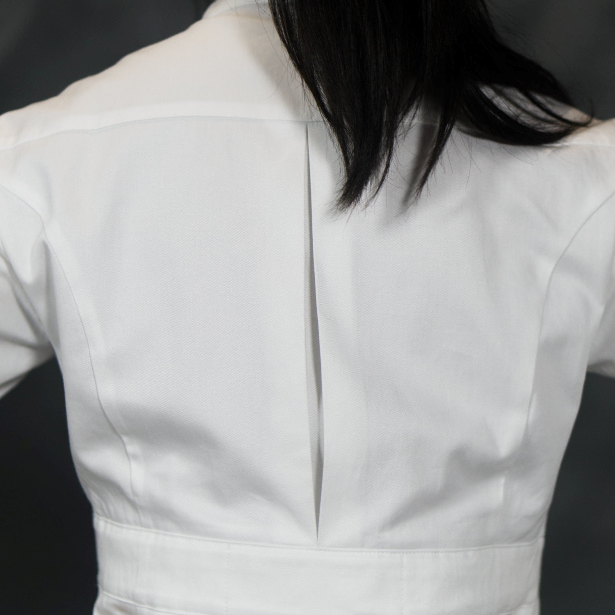 The "Curie" Women's Cotton Lab Coat (Ships Feb. 2024) - Genius Lab Gear